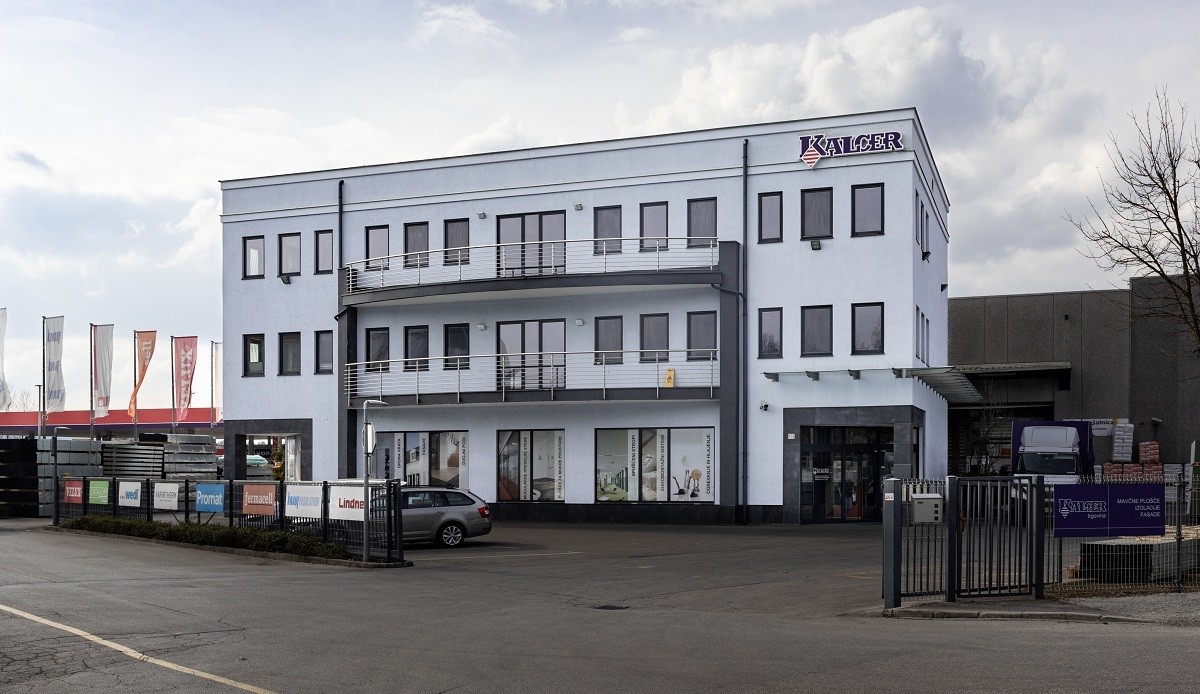 Kalcer Trzin prenavlja za vas - domžalec.si