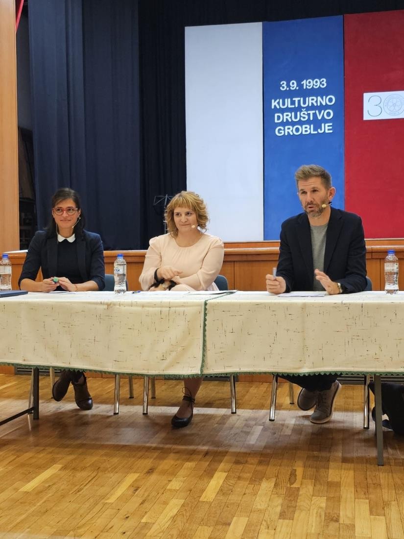 Vloga Občine Domžale, Zveze kulturnih društev in Javnega sklada za ... Vloga Občine Domžale, Zveze kulturnih društev in Javnega sklada za ...