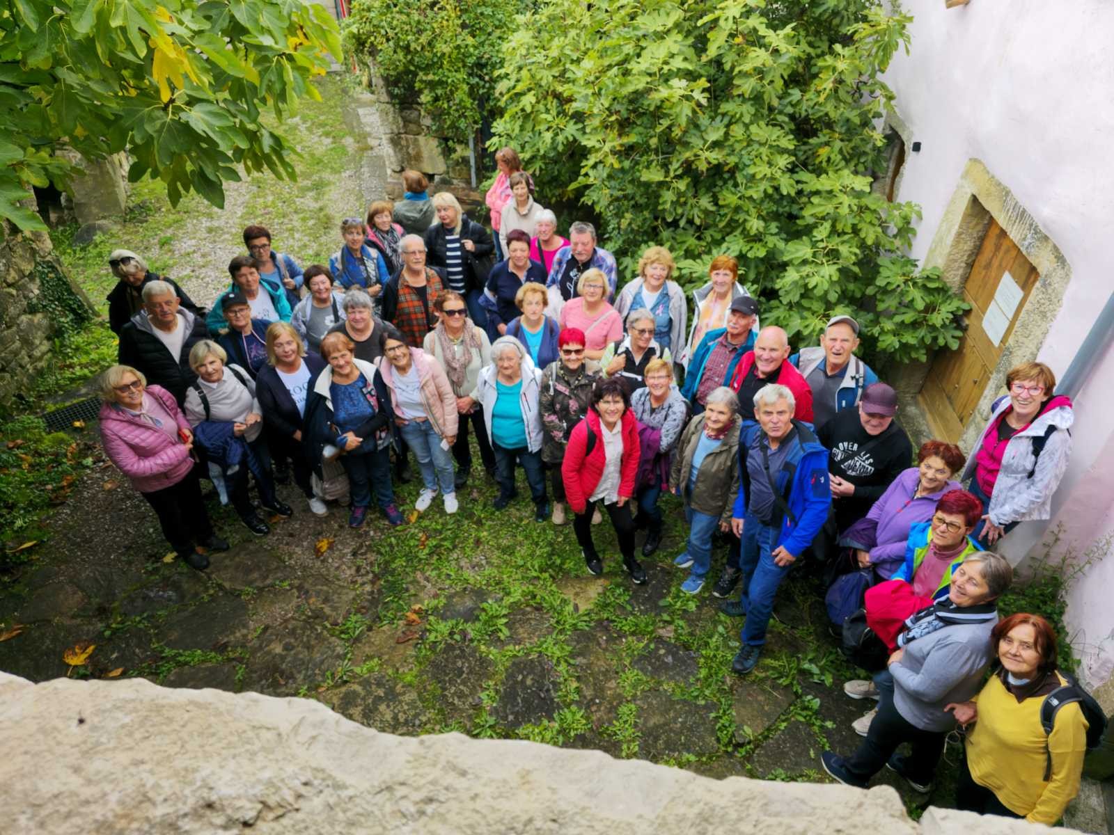 Društvo Lipa Domžale na poti od cerkve Sv. Kvirika do Izole - domžalec.si